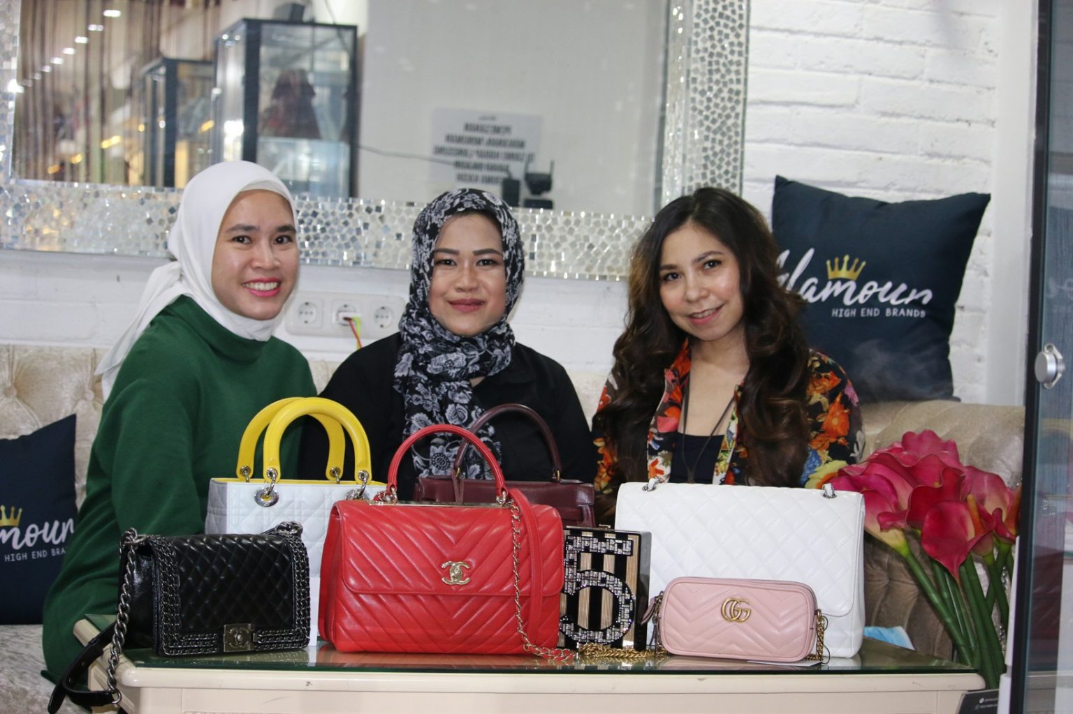 Video: Glamour, Hadirkan Tempat Jual Beli dan Konsinyasi Barang Branded ...